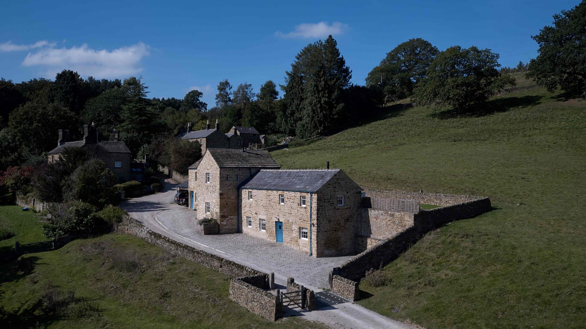 Rye Croft Cottage: Upside-Down Valley Cottage in Calton Lees, Peak ...