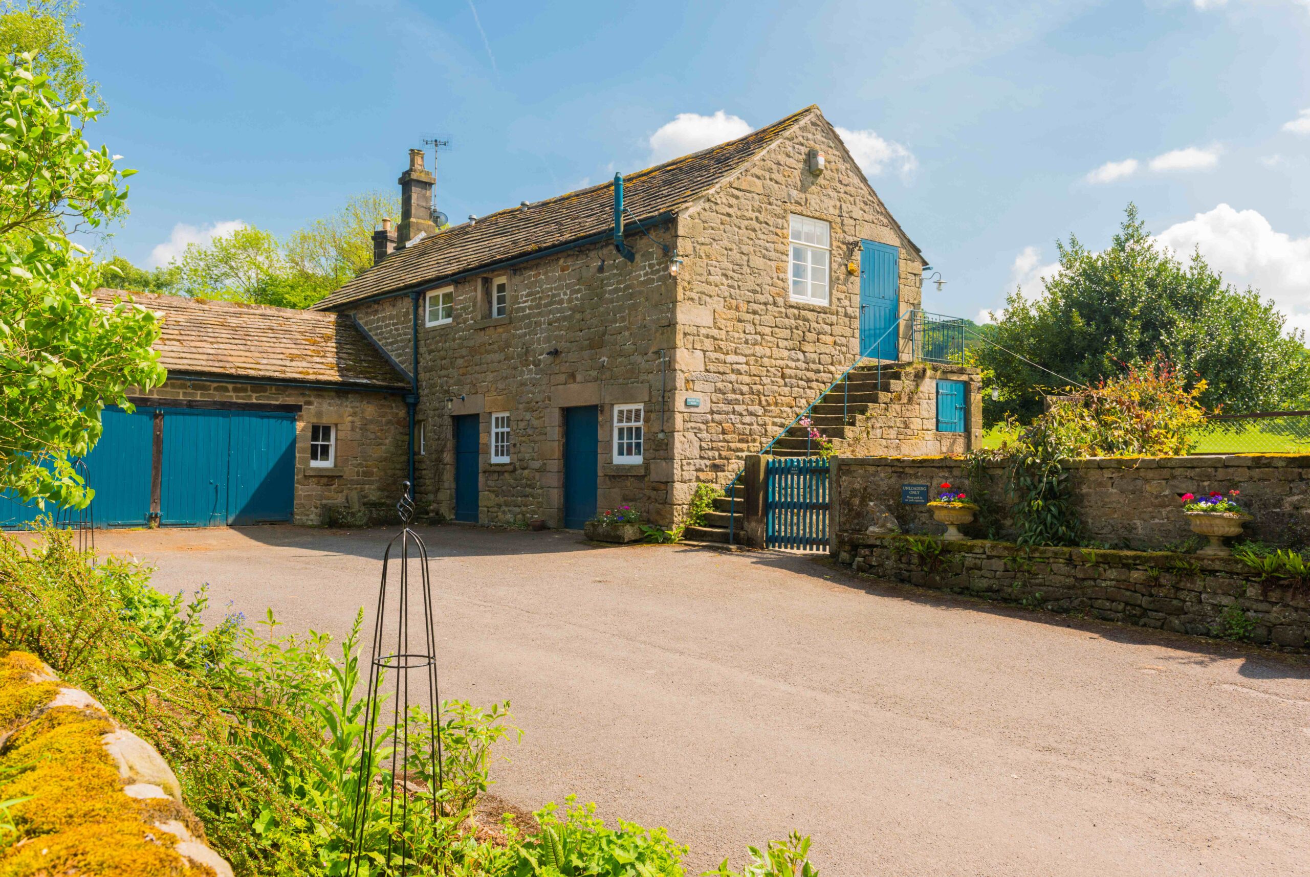 The Barn Cottage | Chatsworth Escapes