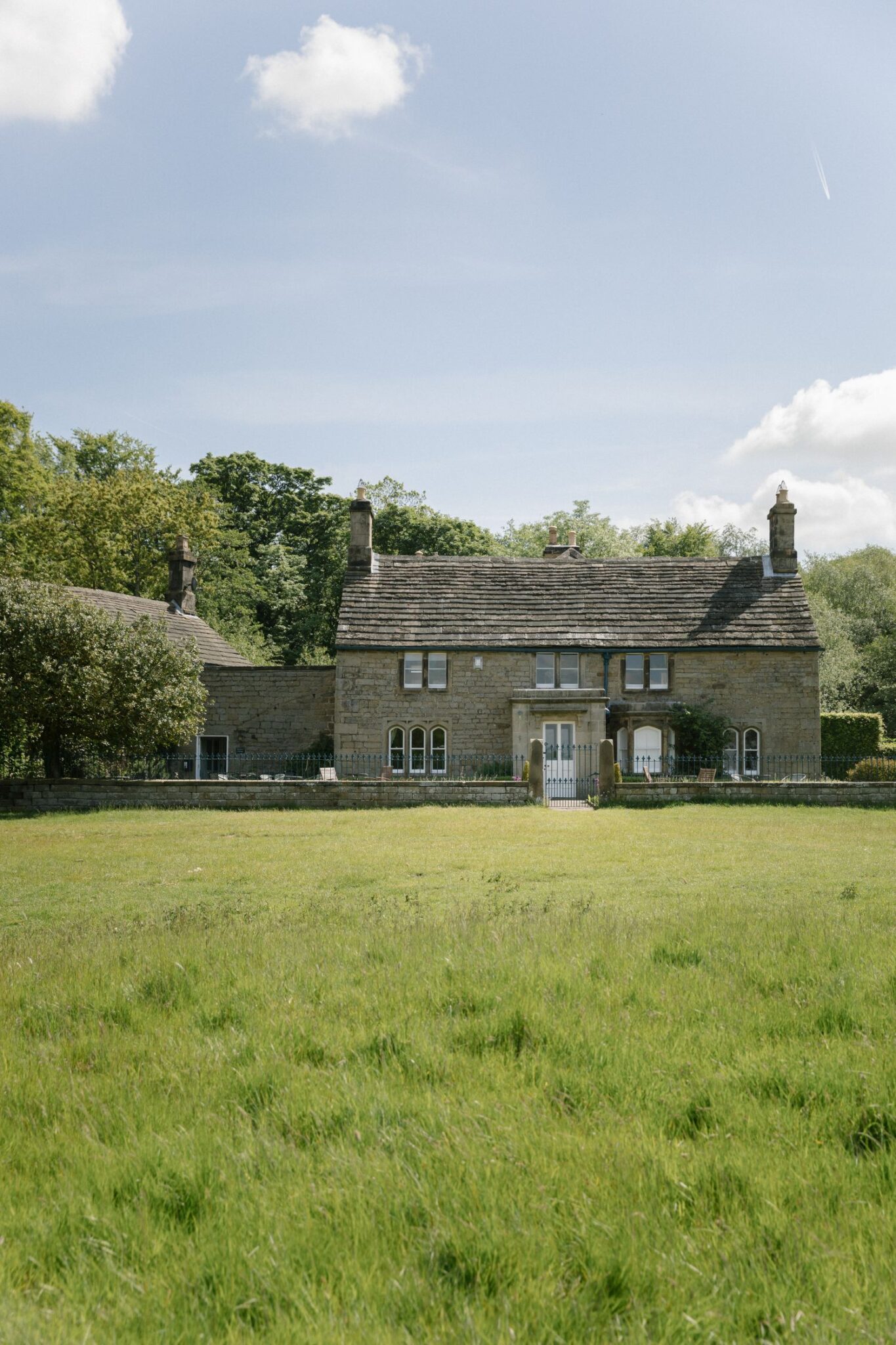Keeper's Cottage: Cottage Overlooking Chatsworth Park, Peak District ...